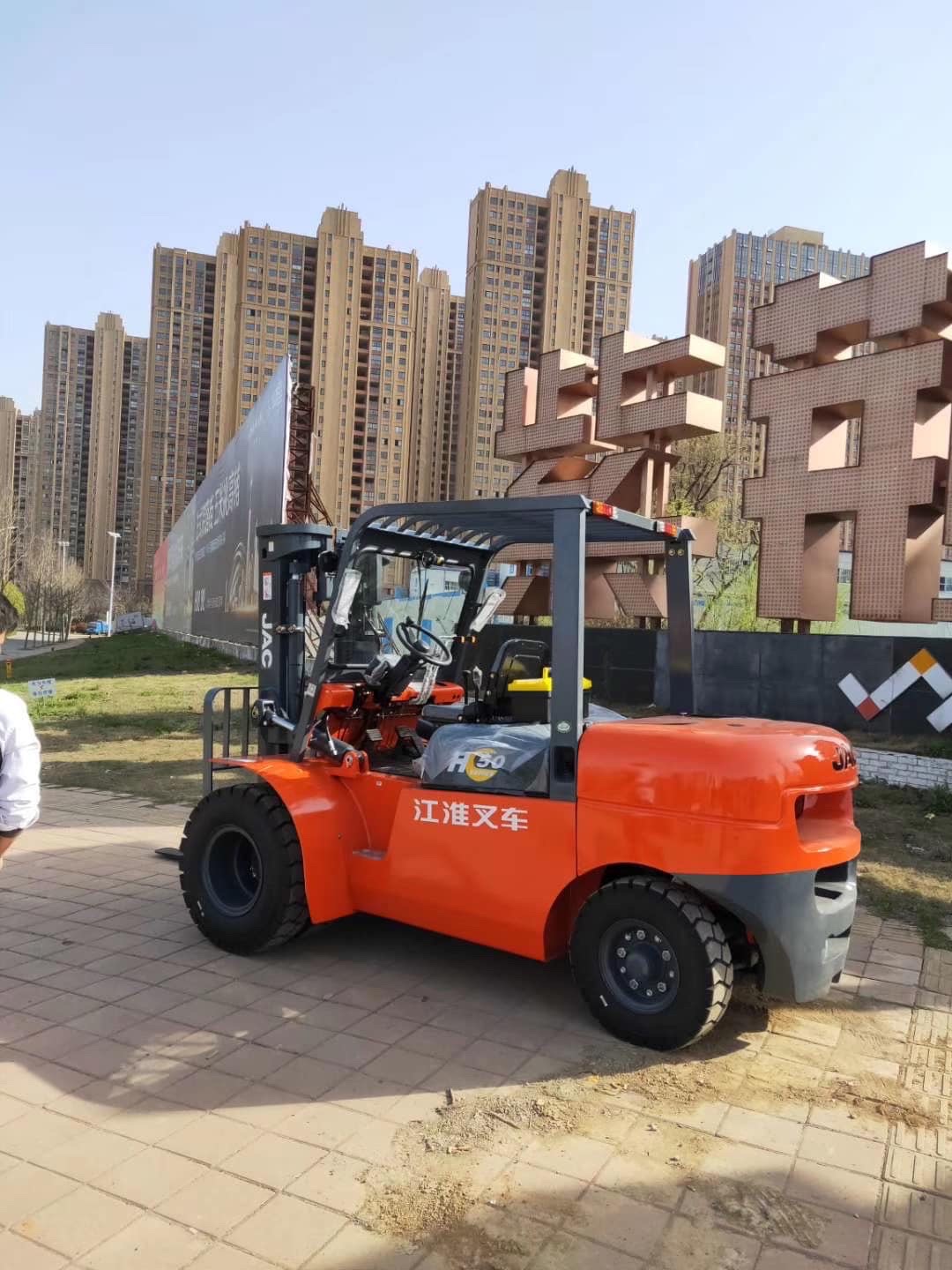 Xe nâng diesel JAC 5 tấn - Máy Đông Dương